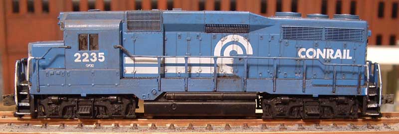 N Scale Conrail GP30 2235 – Conrail 1285