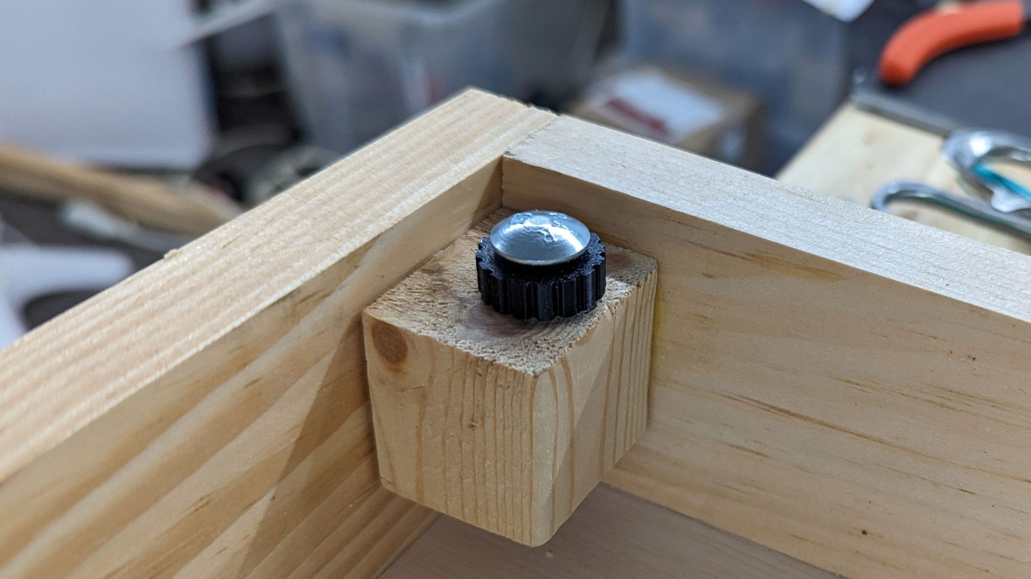 Module Leg Leveling Bolt Knobs – Conrail 1285